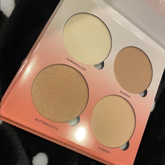 Anastasia Beverly Hills | Makeup | Anastasia Beverly Hills Sugar Glow ...